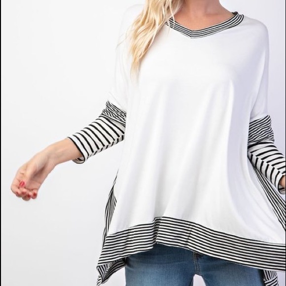 rae mode | Tops | Rae Mode White Black Vneck Pullover Poncho | Poshmark